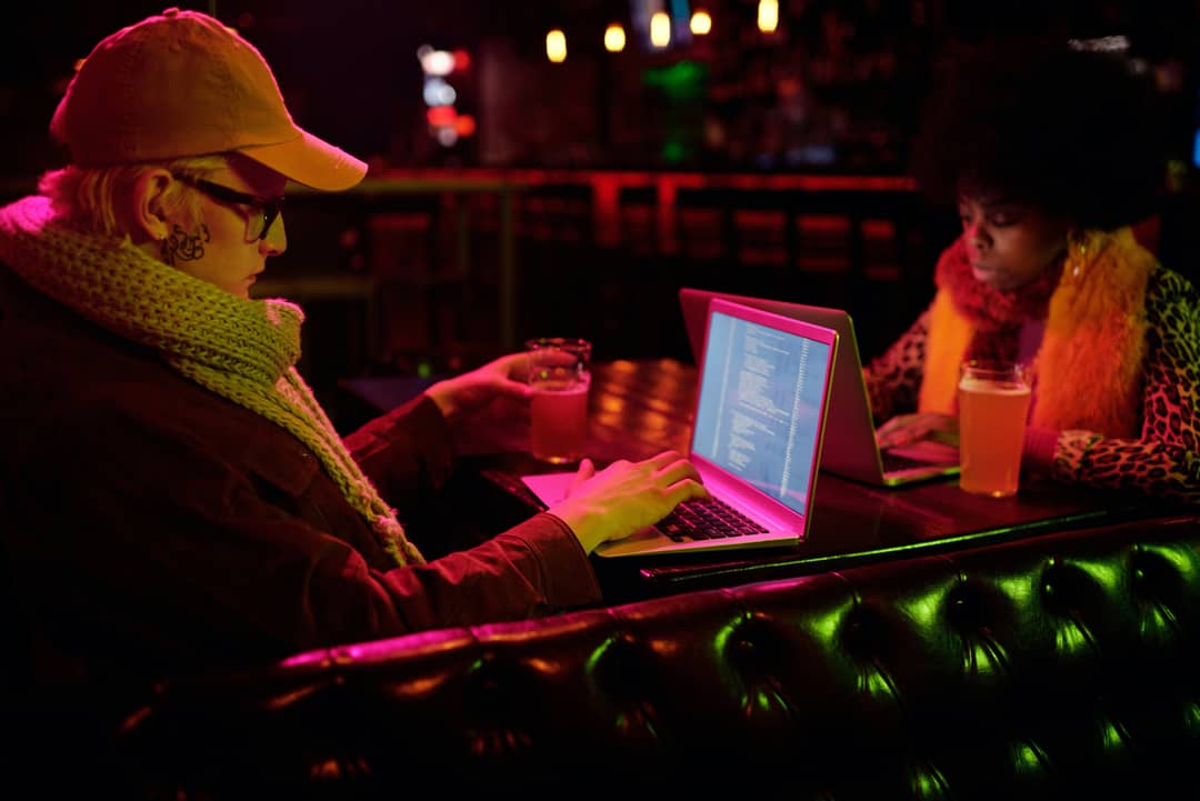 Python vs Node.js in 2025: Choosing the Best Technology